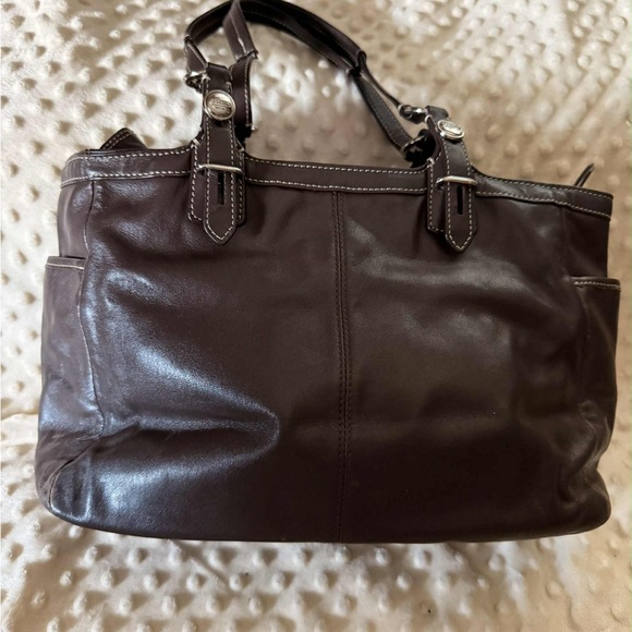 Coach | Bags | Coach Brown Leather Shoulder Bag With Classic Design ...